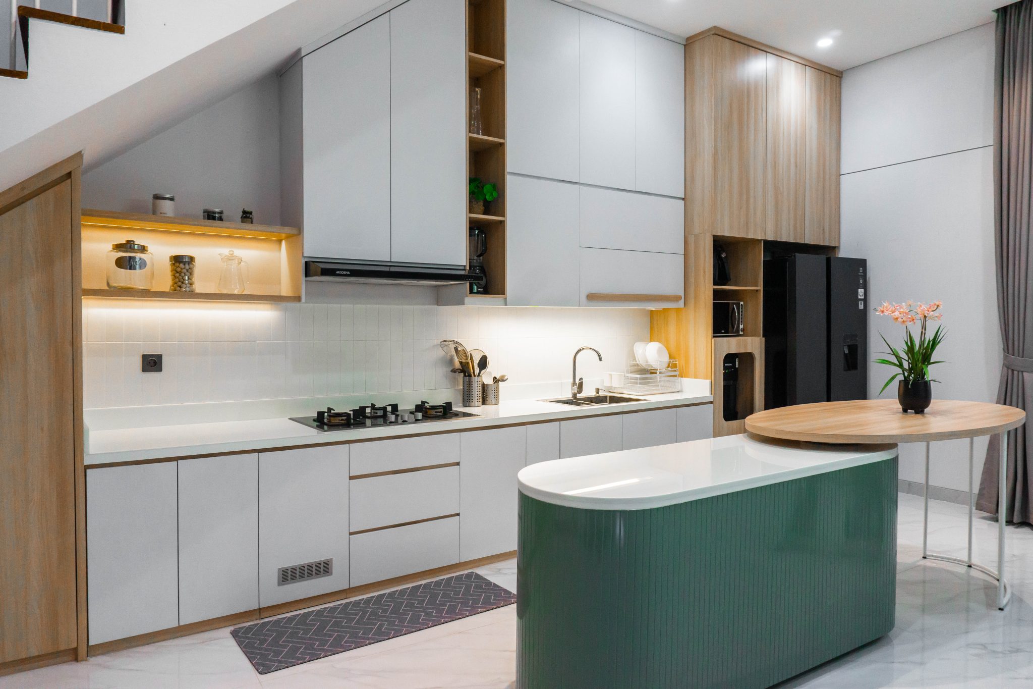 HPL vs Veneer, Ini 6 Perbedaan yang Wajib Kamu Ketahui! | sarae.id