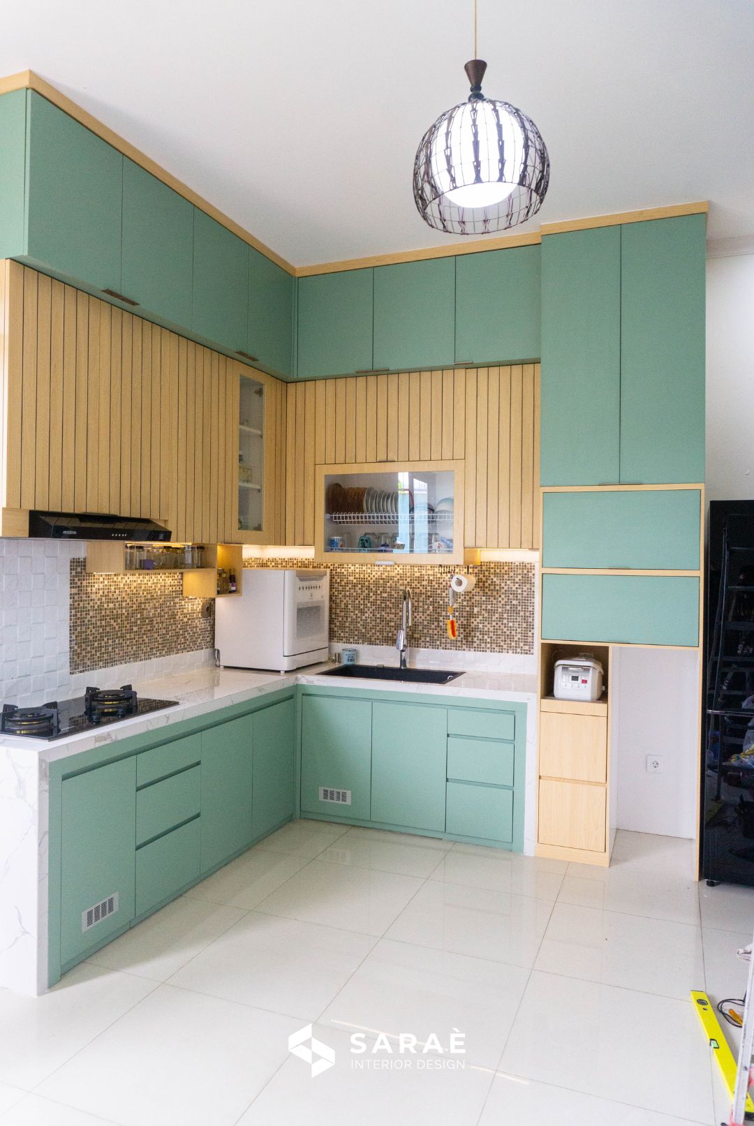 Warna Unik dalam Desain Kitchen Set: Kunci untuk Menghindari Kebosanan ...