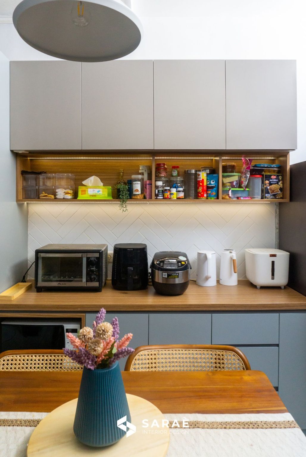 Fungsi Pantry pada Hunian: Optimalisasi Ruang Dapur dengan Sentuhan ...