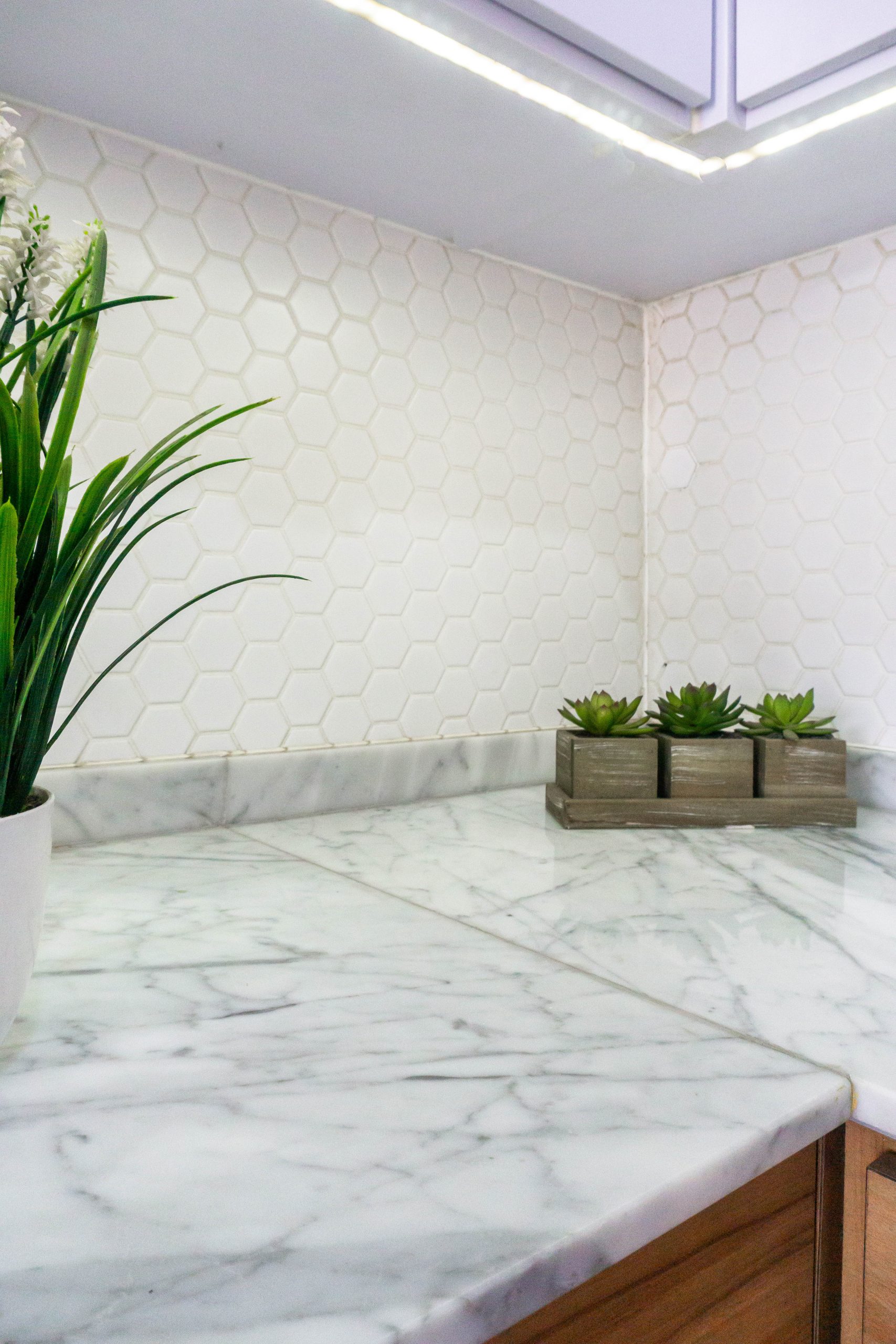 Cara Membersihkan Countertop Marmer Agar Tetap Awet | sarae.id