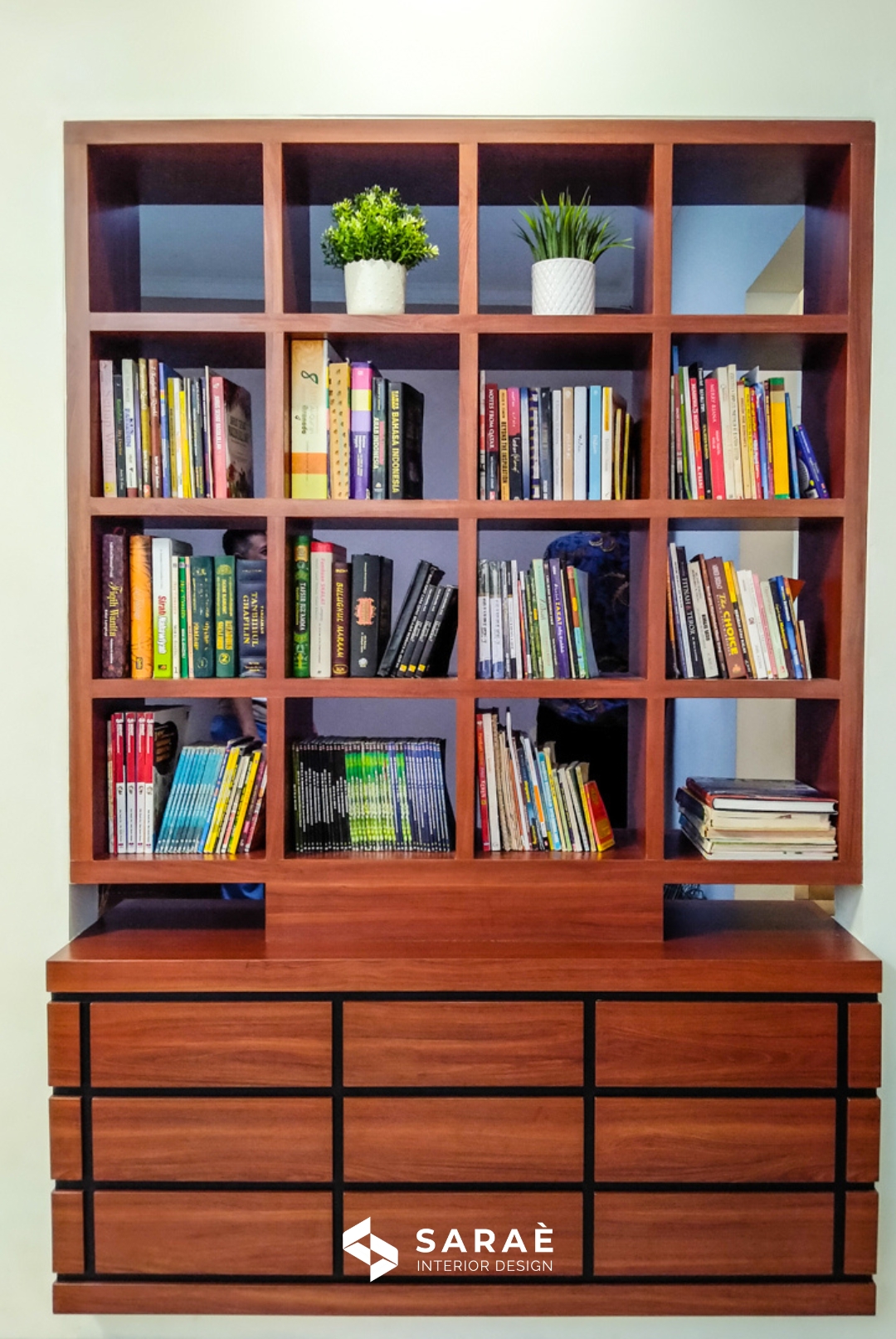 Keunggulan Rak Buku Built-in Untuk Desain Interior yang Fungsional ...